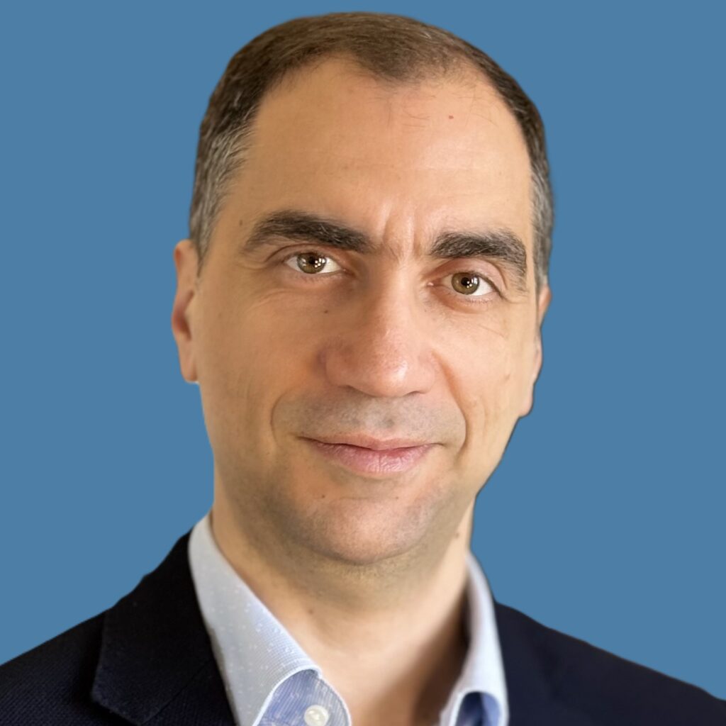 Dr. Nikos Vogiatzis